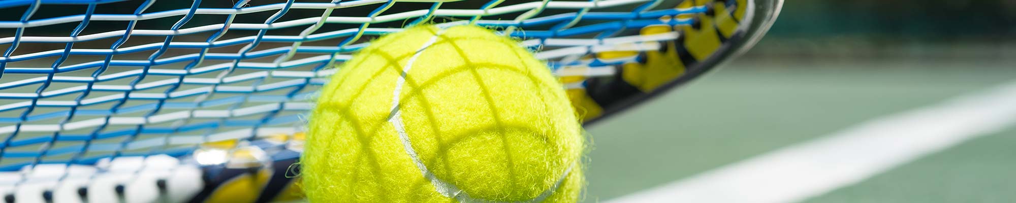 Tennis Injury Prevention and Treatment | Octopus Clinic